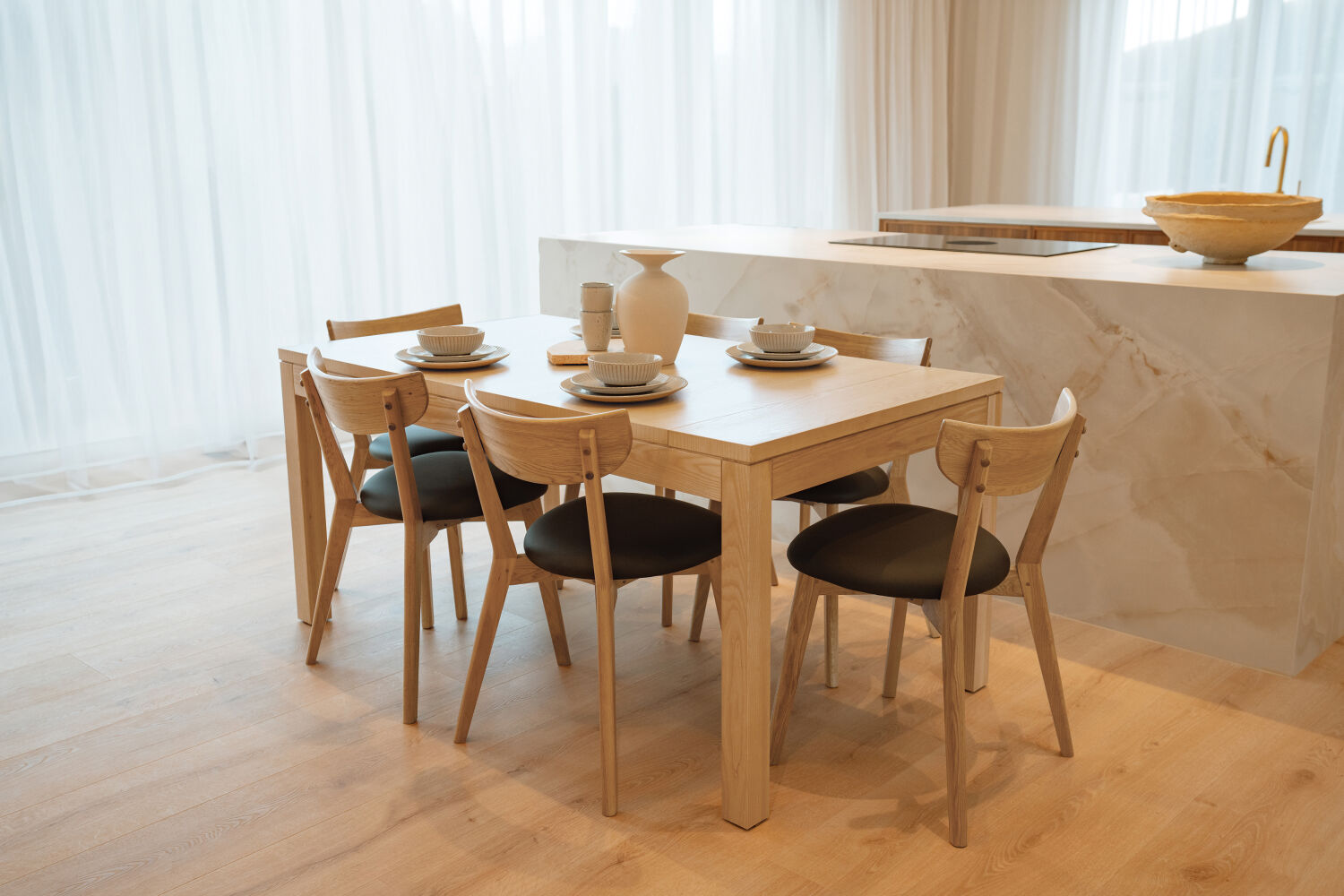 Modena 1600 Extension Dining Table - Danske Mobler Furniture